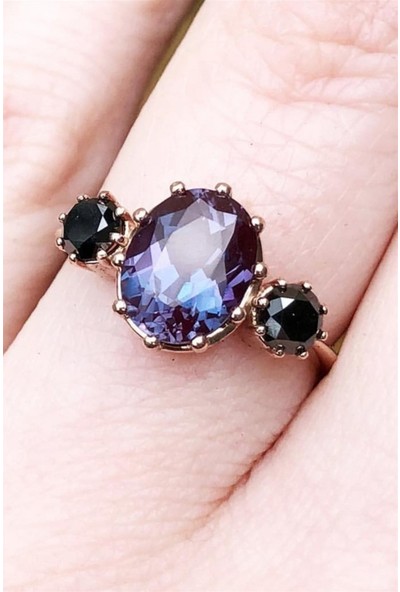 Aykan Kuyumculuk Aleksandra Taşlı Yüzük - AK172 Aykan Kuyumculuk Aleksandra Taşlı Yüzük - AK172