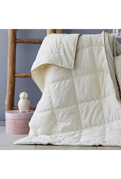 Karaca Home Yün Bebek Yorgan 95x145 cm Karaca Home Yün Bebek Yorgan 95x145 cm