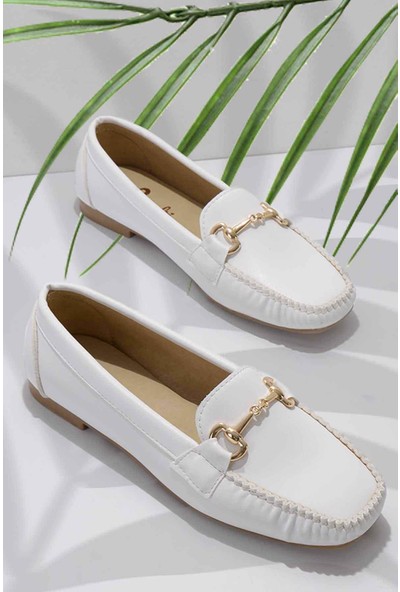 Bambi Beyaz Kadın Loafer Ayakkabı K01542030709