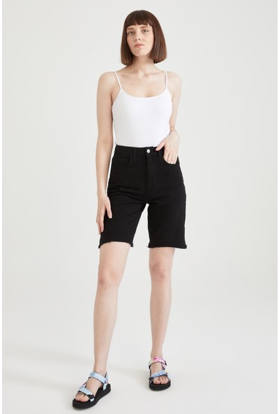 DeFacto Paçası Yırtık Detaylı Siyah Bermuda Şort U4010AZ21SM
