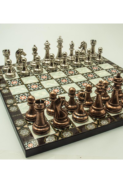 Bronz Renk Metal Satranç Seti (St) Bronz Renk Metal Satranç Seti (St)