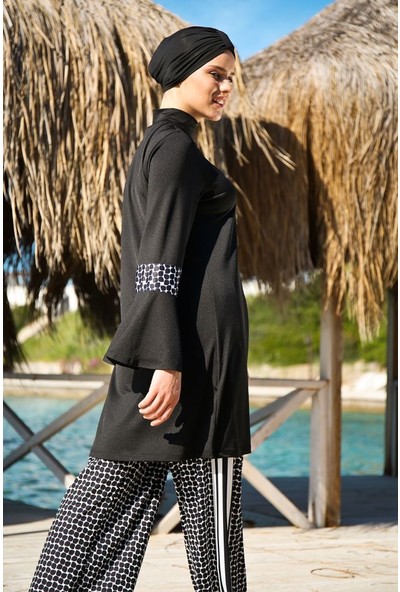 Marina Bol Kesimli Salaş Model Likralı Tam Kapalı Tesettür Mayo 4'lü Set Marina Mayo 1960 Siyah Marina Bol Kesimli Salaş Model Likralı Tam Kapalı Tesettür Mayo 4'lü Set Marina Mayo 1960 Siyah