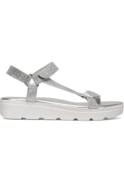 Nine West Brıngly3 Gümüş Kadın Kalın Tabanlı Sandalet Nine West Brıngly3 Gümüş Kadın Kalın Tabanlı Sandalet
