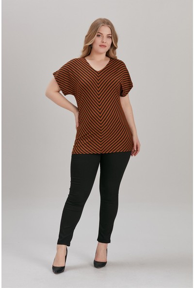 Mihramor Kadın Çizgili V Yaka T-Shirt Kiremit