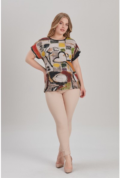 Mihramor Kadın Büyük Beden Önü Krep, Baskılı ve Taş Detaylı T-Shirt Siyah