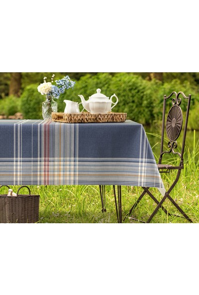 Madame Coco Farrant Masa Örtüsü - Lacivert - 140X140 cm Madame Coco Farrant Masa Örtüsü - Lacivert - 140X140 cm