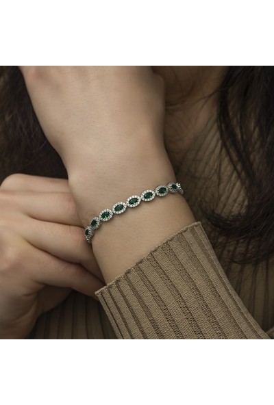 CHIC TOUCH Zümrüt Taşlı Tamtur Gümüş Bileklik