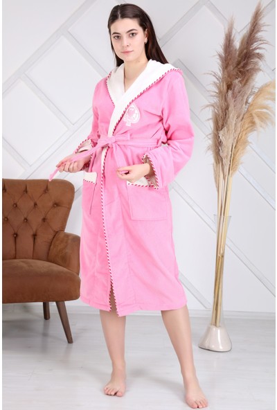 Venedik Pembe Kapüşonlu Kadife Kadın Bornozu