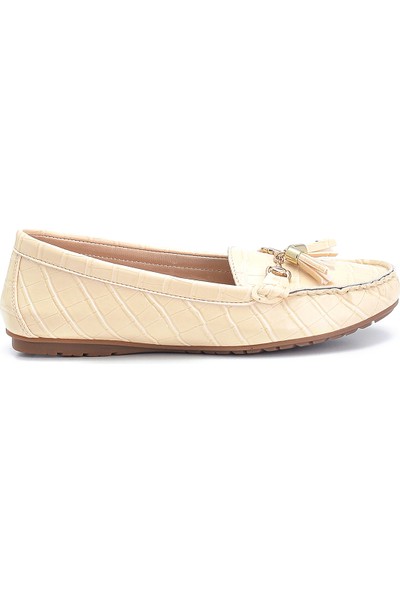 Derimod Kadın Kroko Desenli Püsküllü Loafer Derimod Kadın Kroko Desenli Püsküllü Loafer