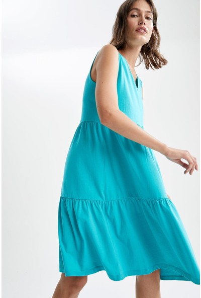 DeFacto V Yaka Askılı Relax Fit Volanlı Sürdürülebilir Midi Elbise U4389AZ21SM DeFacto V Yaka Askılı Relax Fit Volanlı Sürdürülebilir Midi Elbise U4389AZ21SM