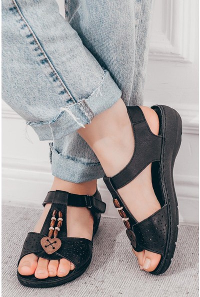Castle Black 22304 Siyah Soft Deri Yumuşak Kadın Sandalet