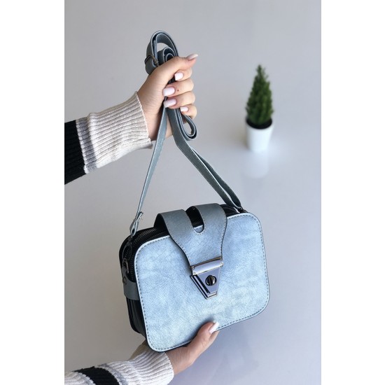 Bagzone Kadın Bebe Mavi Kilit Detaylı Üç Bölmeli El - Omuz Fiyatı
