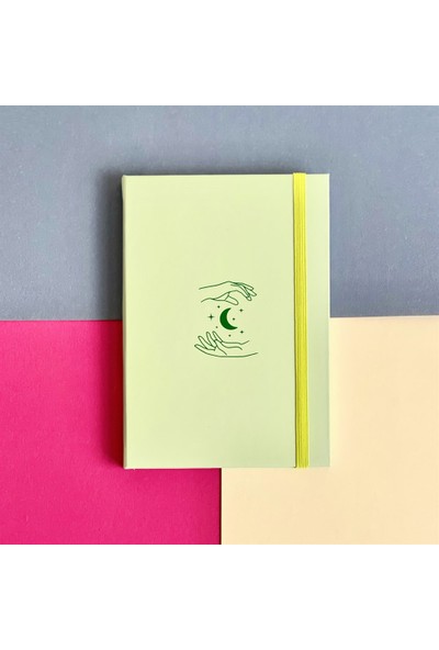 Lolla Box Çift El Tarot Tasarımlı Lastikli Defter Lolla Box Çift El Tarot Tasarımlı Lastikli Defter