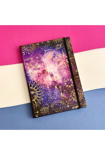 Lolla Box Space Tarot Tasarımlı Lastikli Defter Lolla Box Space Tarot Tasarımlı Lastikli Defter