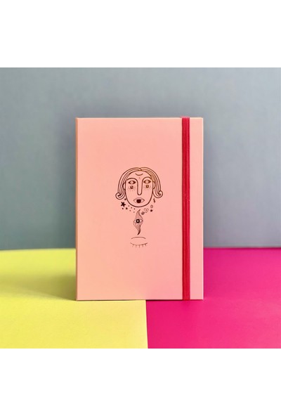 Lolla Box Pembe Tarot Tasarımlı Lastikli Defter Lolla Box Pembe Tarot Tasarımlı Lastikli Defter