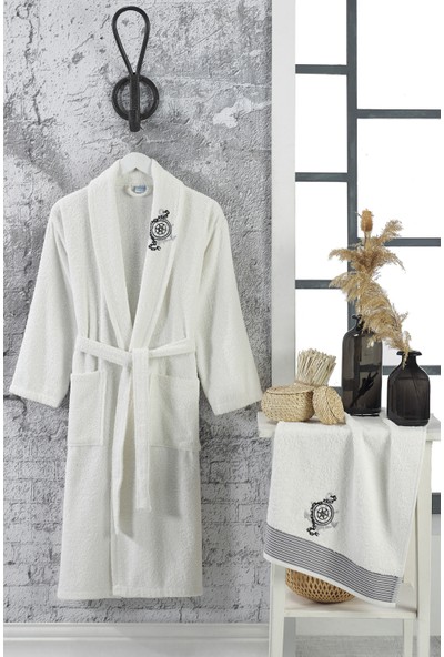 Semecca Nakışlı Havlu ve Bornoz Seti - Beyaz Semecca Nakışlı Havlu ve Bornoz Seti - Beyaz