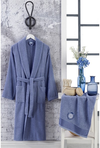 Semecca Nakışlı Havlu ve Bornoz Seti - Mavi Semecca Nakışlı Havlu ve Bornoz Seti - Mavi