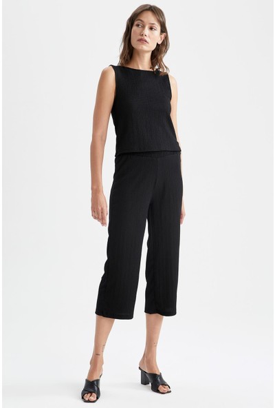 DeFacto Elastik Belli Bürümcük Kumaşlı Kapri Pantolon U4945AZ21SM DeFacto Elastik Belli Bürümcük Kumaşlı Kapri Pantolon U4945AZ21SM