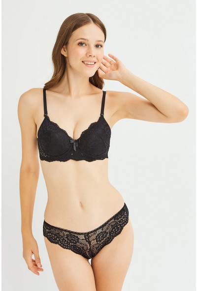 Cansoy Dantelli Desteksiz Siyah Sütyen Takımı Cansoy Dantelli Desteksiz Siyah Sütyen Takımı