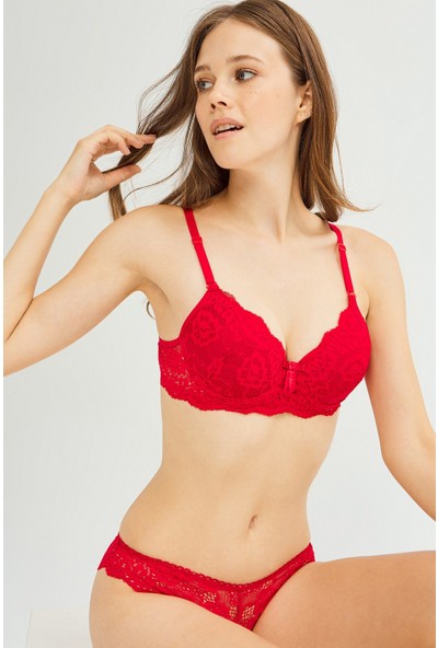 Cansoy Dantelli Desteksiz Kırmızı Sütyen Takımı Cansoy Dantelli Desteksiz Kırmızı Sütyen Takımı