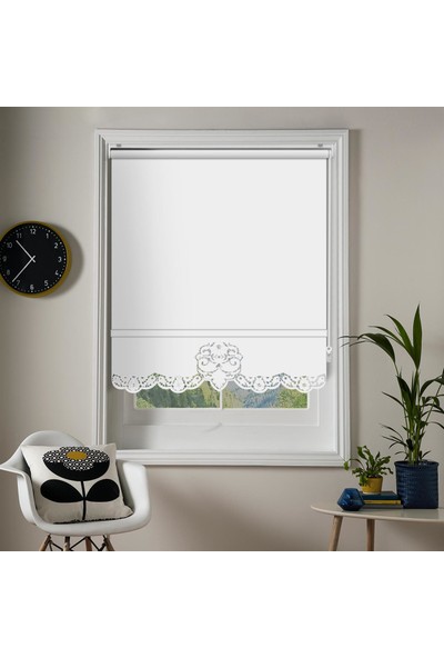 Saray Işlemeli Beyaz Stor Perde