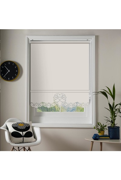 Saray Işlemeli Krem Stor Perde Saray Işlemeli Krem Stor Perde