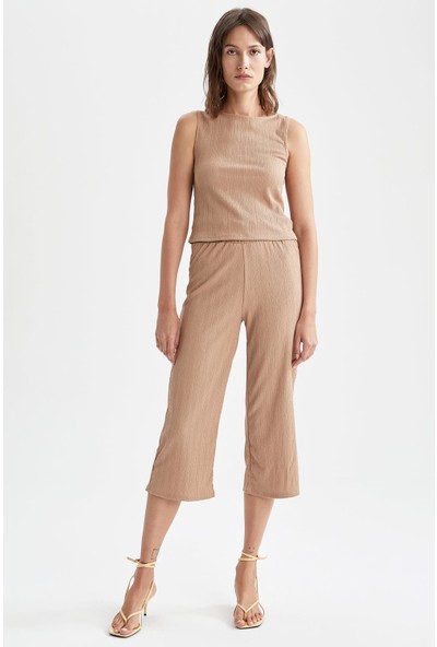Defacto Elastik Belli Bürümcük Kumaşlı Kapri Pantolon U4945AZ21SM Defacto Elastik Belli Bürümcük Kumaşlı Kapri Pantolon U4945AZ21SM