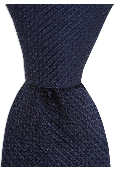 1001 Kravat Lacivert Desenli 8 cm Genişliğinde Ipek Kravat 1001 Kravat Lacivert Desenli 8 cm Genişliğinde Ipek Kravat