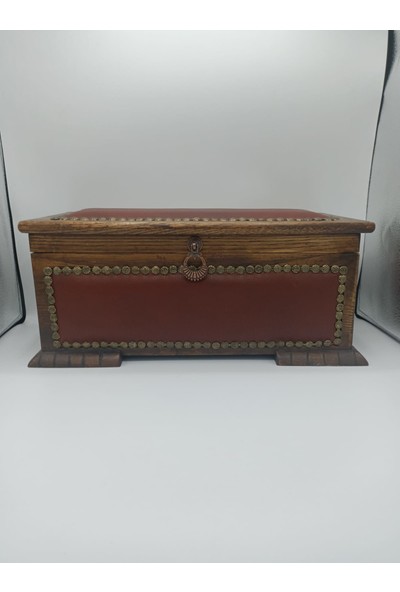 Ka&ay Dekoratif Bordo Deri Kaplama Ceviz Sandık Ka&ay Dekoratif Bordo Deri Kaplama Ceviz Sandık