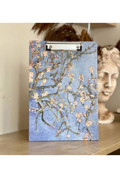 Ilk Bahar Tasarımlı Sekreterlik