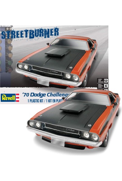 Revell Maket Model Kit 70 Dodge Challenger 12596