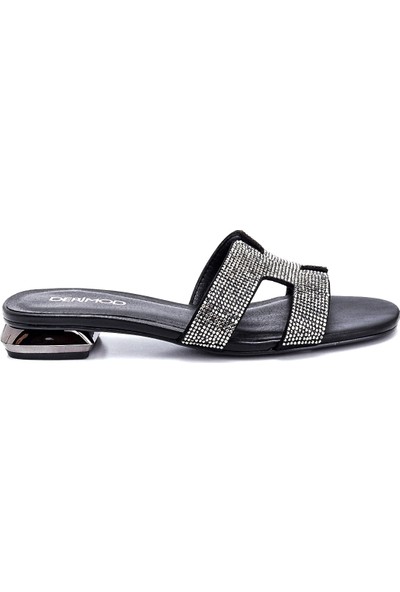 Derimod Kadın Taş Detaylı Casual Terlik