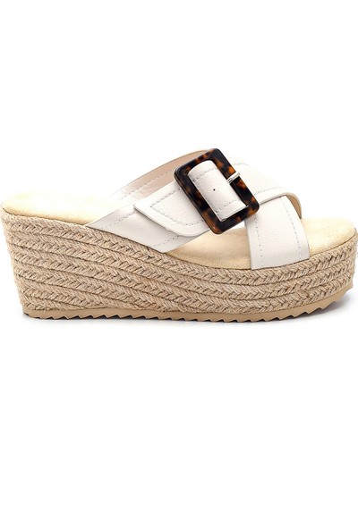 Derimod Kadın Casual Dolgu Topuk Terlik