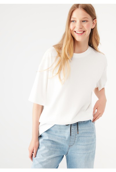 Mavi Istanbul Grafik Baskılı Beyaz Tişört