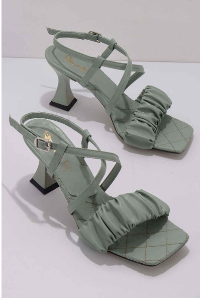 Bambi Su Yeşili Kadın Klasik Topuklu