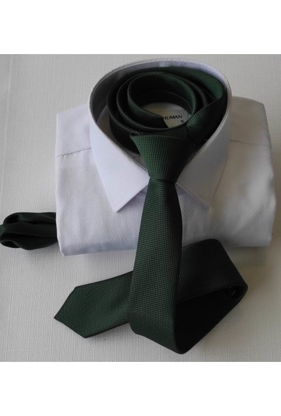 By Yavuz Armüllü Kravat + Mendil