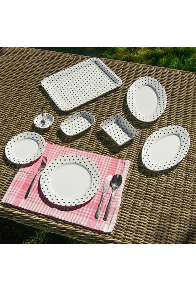 Gültaş Melamin 4 Kişilik 18 Parça Melamin Piknik Seti - Siyah Puantiye