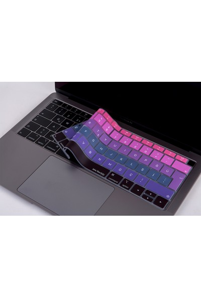 Laptop MacBook Air 13inc Klavye Koruyucu A2179 A2337 2020 2021 Uyumlu Türkçe Baskılı Ombre Laptop MacBook Air 13inc Klavye Koruyucu A2179 A2337 2020 2021 Uyumlu Türkçe Baskılı Ombre