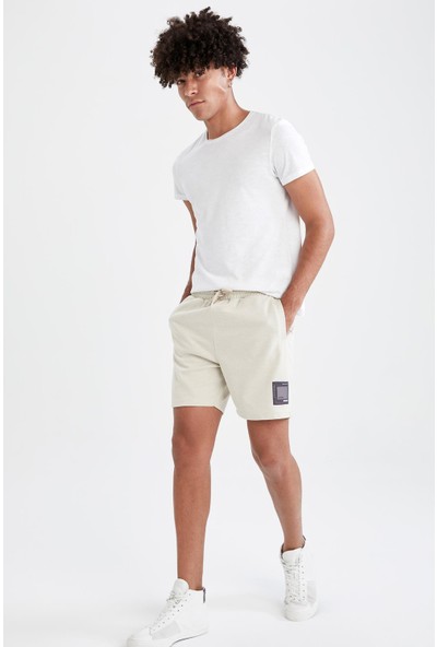 DeFacto Slim Fit Beli Bağcıklı Basic Şort U1480AZ21HS