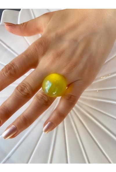 Bitakıbisaat Akrilik Sarı Bombeli Yüzük