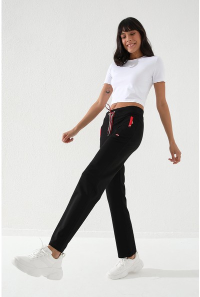 Tommy Life Siyah Kadın Bağcıklı Cepli Dar Kesim Klasik Paça Eşofman Alt-94074 Tommy Life Siyah Kadın Bağcıklı Cepli Dar Kesim Klasik Paça Eşofman Alt-94074