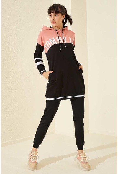 Tommy Life Siyah-Pudra Kadın Kapüşonlu Yazı Baskılı Rahat Form Jogger Eşofman Tunik Takım-03471 Tommy Life Siyah-Pudra Kadın Kapüşonlu Yazı Baskılı Rahat Form Jogger Eşofman Tunik Takım-03471