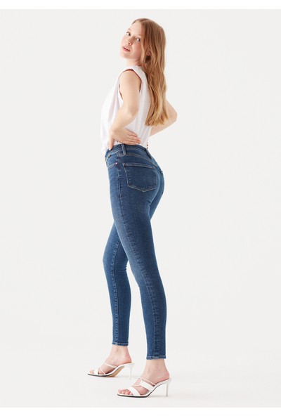 Mavi Kadın Serenay Gold Mavi Jean Pantolon 100980-33687 Mavi Kadın Serenay Gold Mavi Jean Pantolon 100980-33687