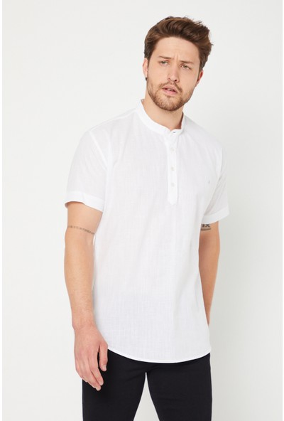 Uzun Kollu Hakim Yaka Yarım Pat Düğmeli Keten Gömlek