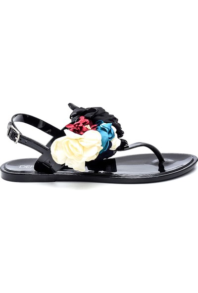 Derimod Kadın Çiçek Aksesuarlı Casual Parmakarası Sandalet