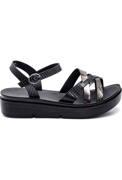 Derimod Kadın Dolgu Topuk Casual Sandalet
