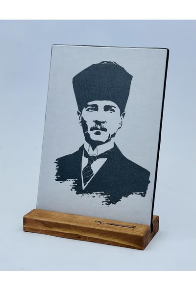 İstisna Mustafa Kemal Atatürk Masa Tablosu Model 8. Beyaz