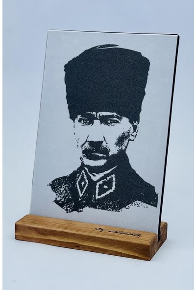 İstisna Mustafa Kemal Atatürk Masa Tablosu Model 10. Beyaz
