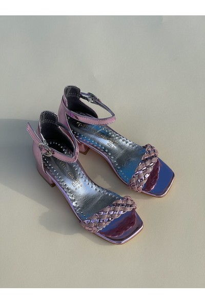 Gimer Avm Tek Bant Arka Kapalı Pudra Kız Çocuk Sandalet Gimer Avm Tek Bant Arka Kapalı Pudra Kız Çocuk Sandalet