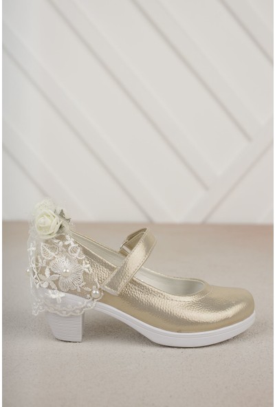 Gimer Avm Arkası Duvaklı Topuklu Altın Ayakkabı Gimer Avm Arkası Duvaklı Topuklu Altın Ayakkabı